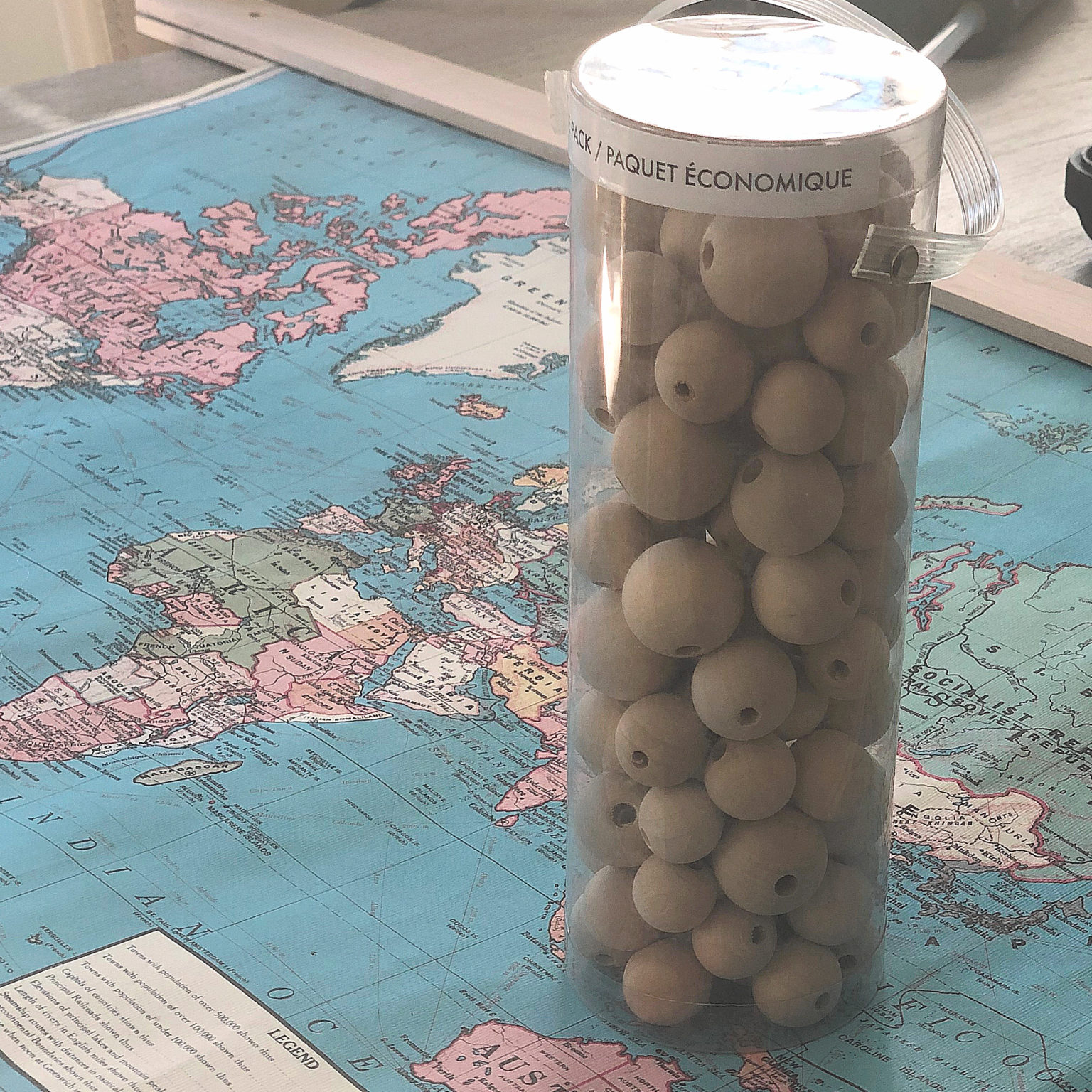 Map Wall Decor: Frame Tutorial (Vintage Style) - A Pop of Pretty