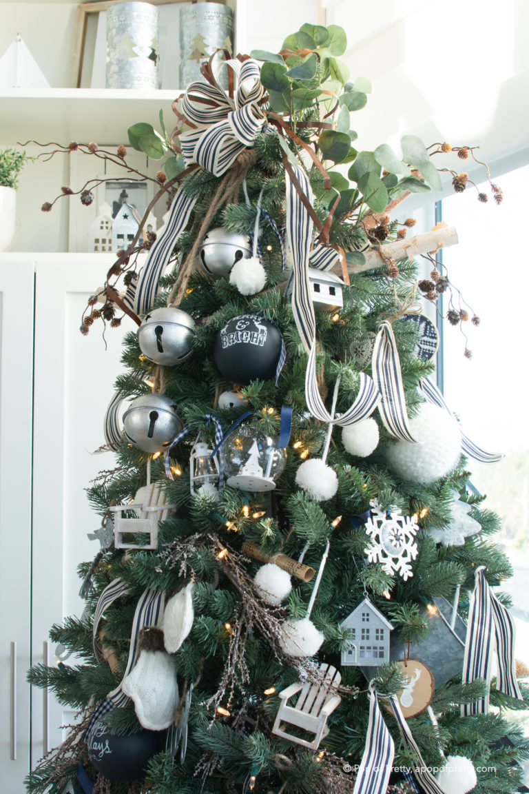 Farmhouse Christmas Tree (How to create) - A Pop of Pretty